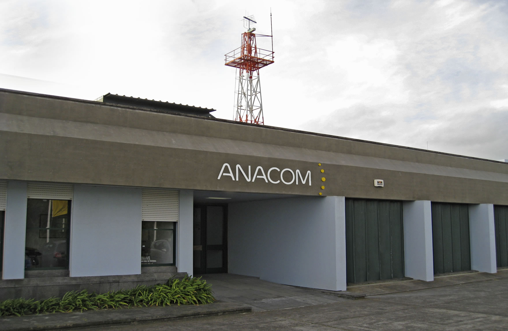 Anacom aplicou coimas de 6,5 milhões no ano passado em 234 processos ...