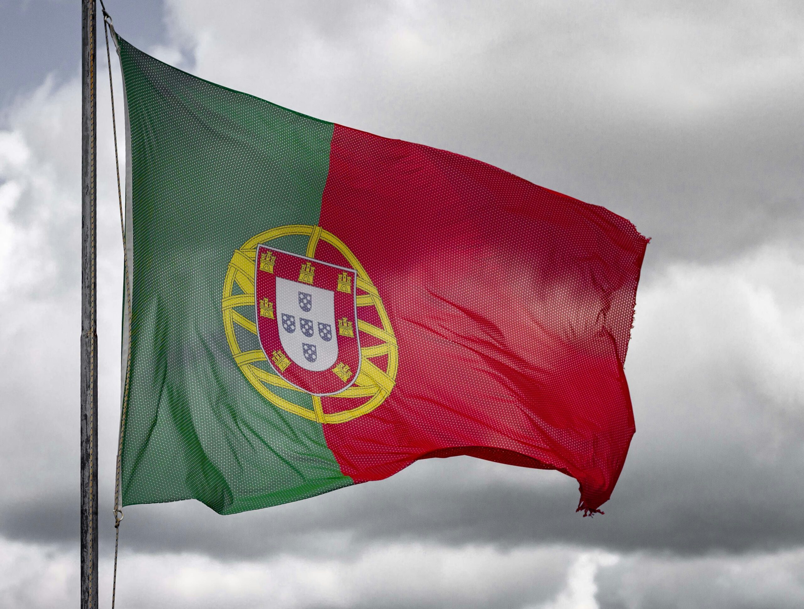 Portugal cai cinco posições no ranking da Felicidade Mundial em 2025 ...