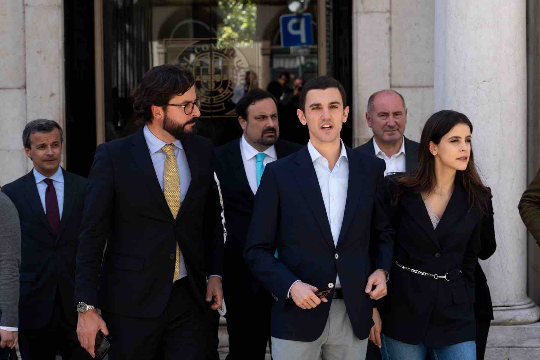 “Jogador e tático”. O candidato da AD que criticava Montenegro - Folha ...